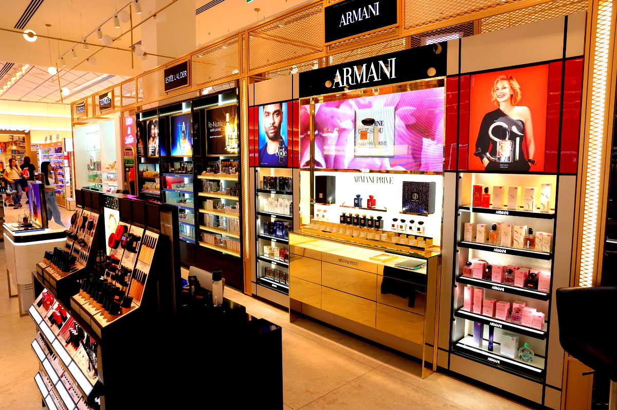 سوبر فارم تطلق فرع الجاليري الثالث في الكريون (\u0639.\u0639)